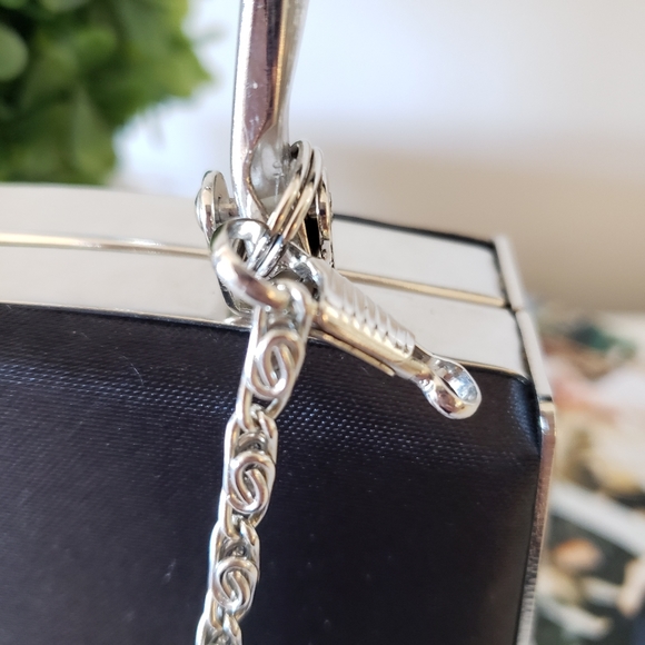 Sasha Fabiani | Bags | Vintage Sasha Hard Side Handbag | Poshmark